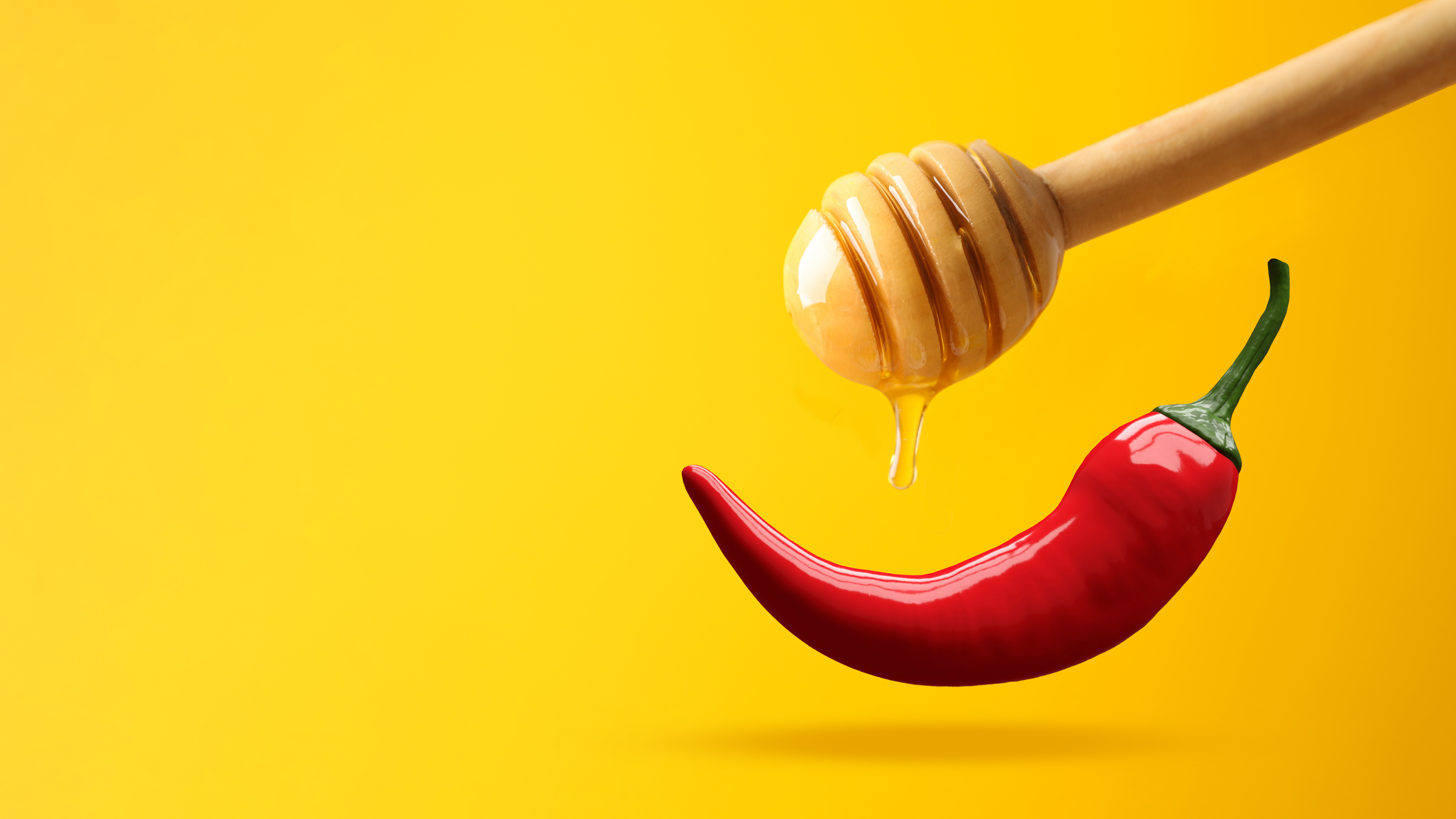 HOTTIA HUNAJAA JA MUITA TRENDIHERKKUJA - Mainostoimisto Smoy Helsinki